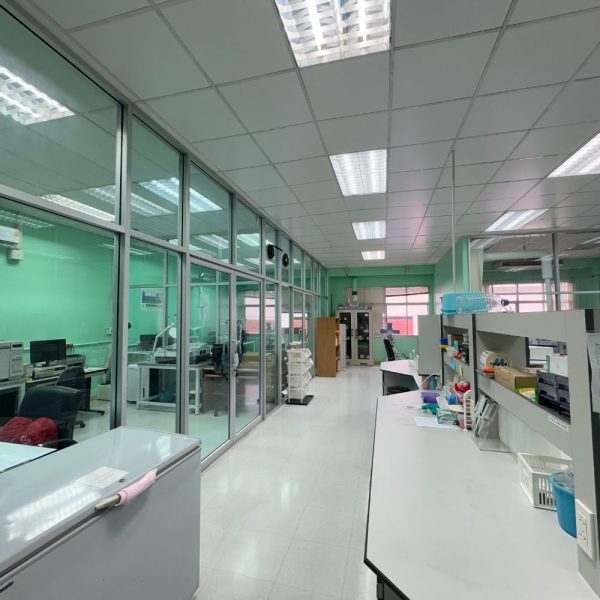 Nuclear magnetic resonance spectrometer 400 MHz (NMR 400 MHz) - KMITL ...